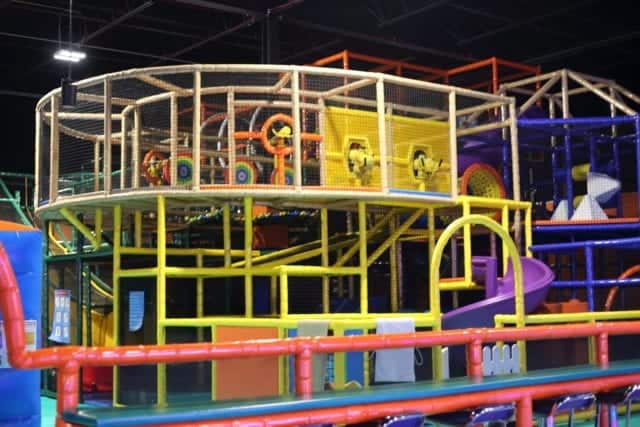 Universal Nonstop Entertainment Center Warren | Metro Detroit Mommy