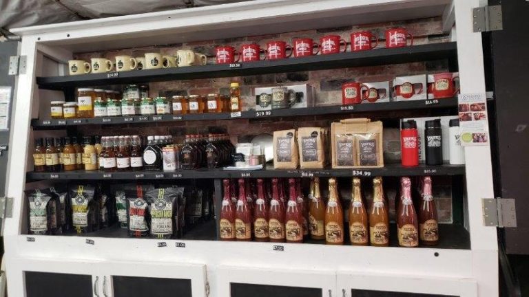 Experience the Charm of Yates Cider Mill in Rochester Hills