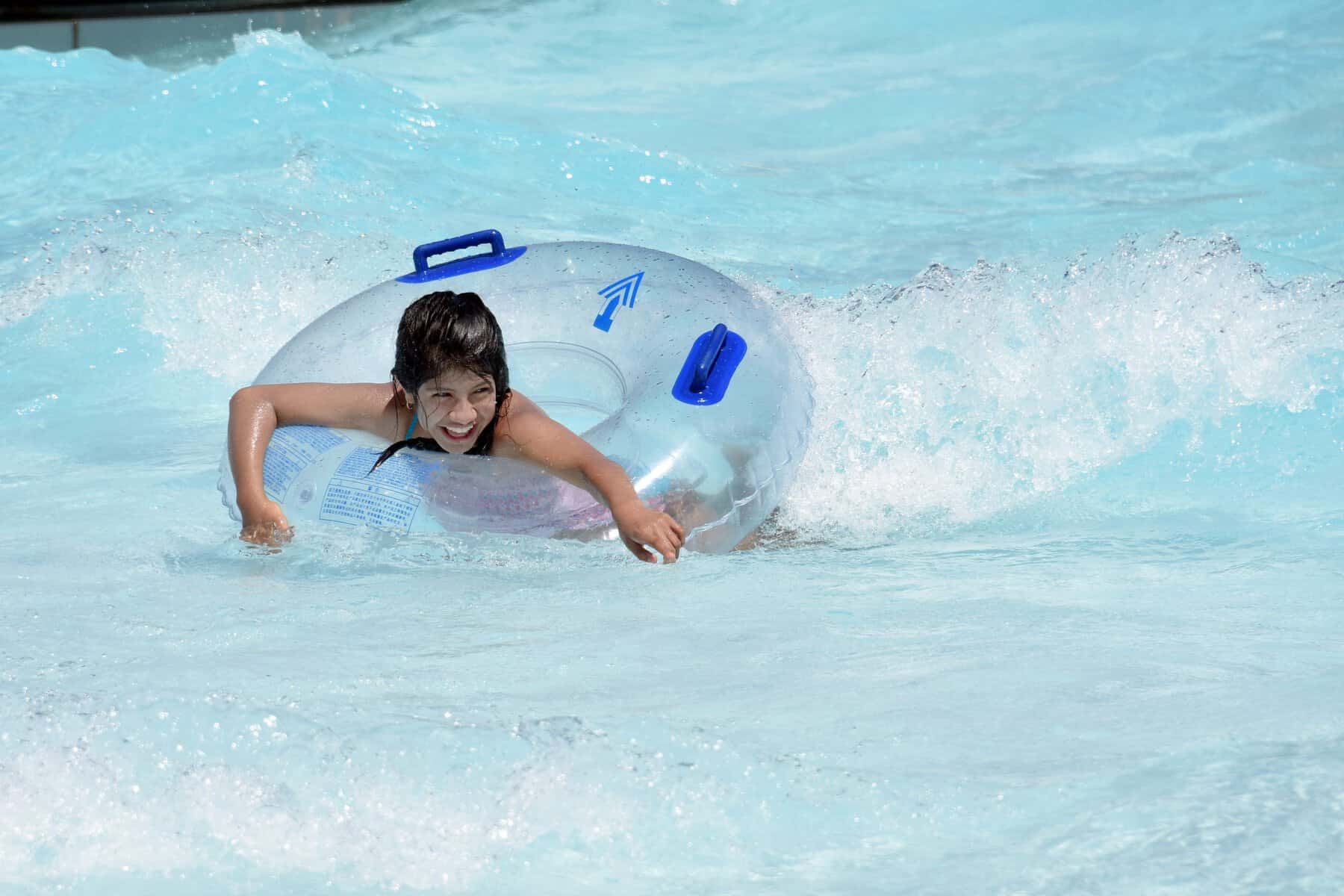 Make a Splash This Summer at Red Oaks Waterpark | Metro Detroit Mommy